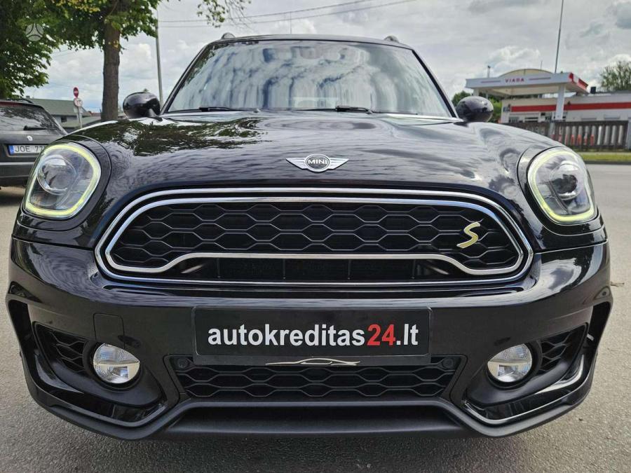 Black MINI Countryman 2018 in Siauliai, with an engine capacity of 1.50 L and mileage of 238 thousand km for 12950 €, photo 3 on AUTOMOTO.COM.LV
