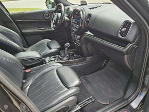 Black MINI Countryman 2018 in Siauliai, with an engine capacity of 1.50 L and mileage of 238 thousand km for 12950 €, photo 16 on AUTOMOTO.COM.LV