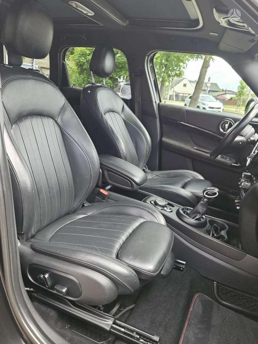 Black MINI Countryman 2018 in Siauliai, with an engine capacity of 1.50 L and mileage of 238 thousand km for 12950 €, photo 18 on AUTOMOTO.COM.LV