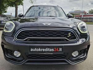 Black MINI Countryman 2018 in Siauliai, with an engine capacity of 1.50 L and mileage of 238 thousand km for 12950 €, photo 3 on AUTOMOTO.COM.LV