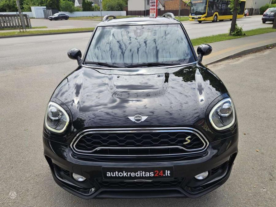 Black MINI Countryman 2018 in Siauliai, with an engine capacity of 1.50 L and mileage of 238 thousand km for 12950 €, photo 4 on AUTOMOTO.COM.LV
