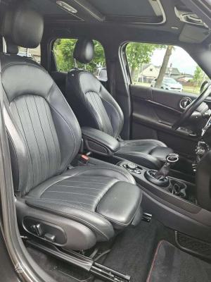 Black MINI Countryman 2018 in Siauliai, with an engine capacity of 1.50 L and mileage of 238 thousand km for 12950 €, photo 18 on AUTOMOTO.COM.LV