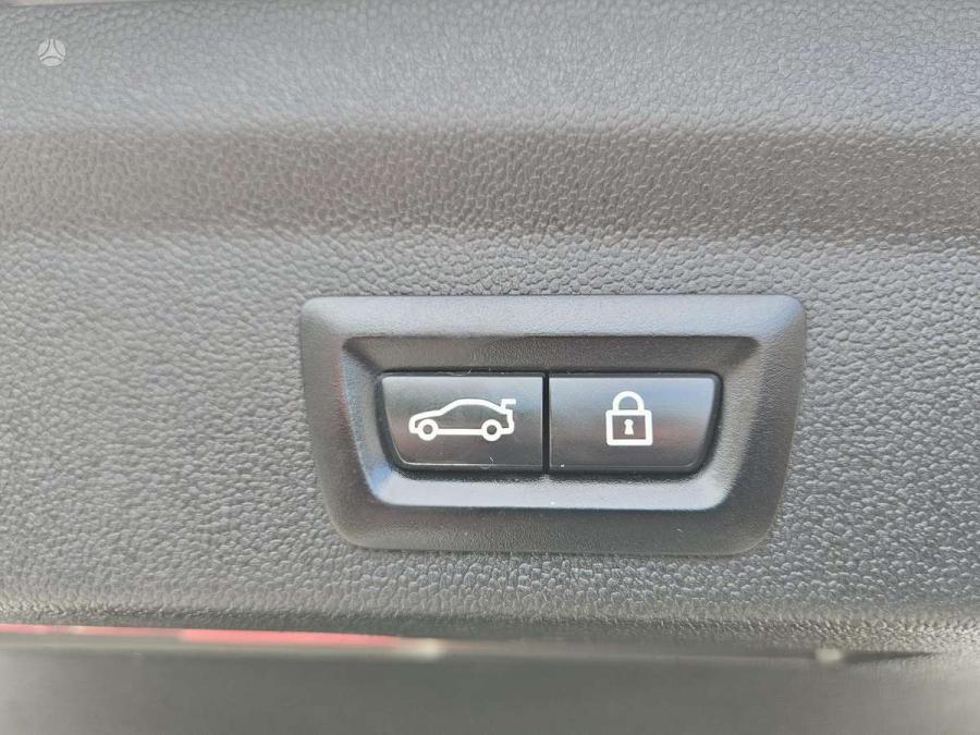 Black MINI Countryman 2018 in Siauliai, with an engine capacity of 1.50 L and mileage of 238 thousand km for 12950 €, photo 34 on AUTOMOTO.COM.LV
