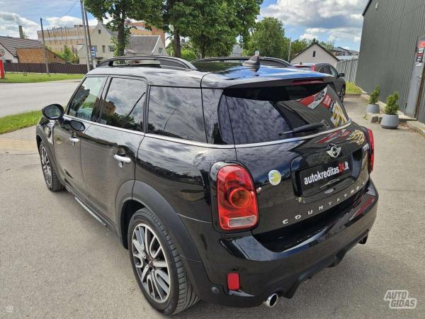 Black MINI Countryman 2018 in Siauliai, with an engine capacity of 1.50 L and mileage of 238 thousand km for 12950 €, photo 5 on AUTOMOTO.COM.LV