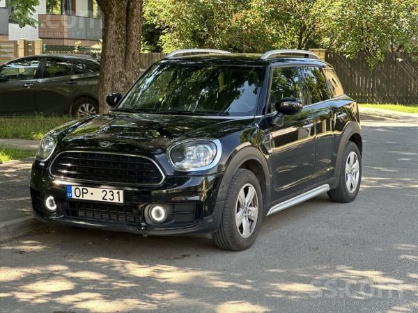 Melns MINI Countryman 2019 Rīga, ar dzinēja tilpumu 1.50 L un nobraukumu 104 tūkst. km par 15500 €, foto  vietnē AUTOMOTO.COM.LV