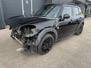 Melns MINI Countryman 2019 Alīta, ar dzinēja tilpumu 2.00 L un nobraukumu 60 tūkst. km par 6999 €, foto  vietnē AUTOMOTO.COM.LV