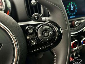 Melns MINI Countryman 2019 Viļņa, ar dzinēja tilpumu 2.00 L un nobraukumu 85 tūkst. km par 16000 €, foto 17 vietnē AUTOMOTO.COM.LV