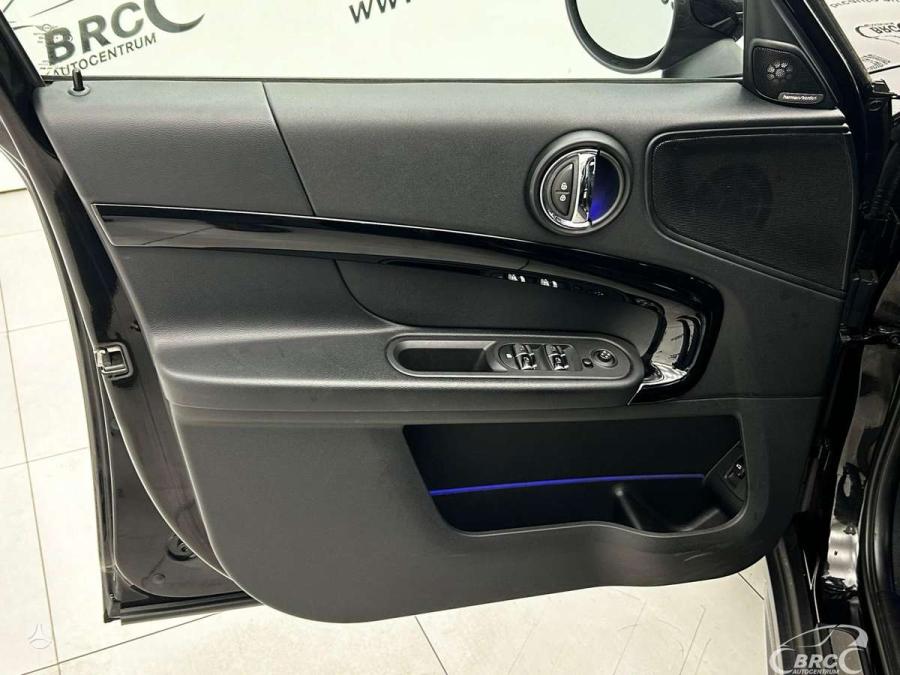 Melns MINI Countryman 2019 Viļņa, ar dzinēja tilpumu 2.00 L un nobraukumu 85 tūkst. km par 16000 €, foto 27 vietnē AUTOMOTO.COM.LV