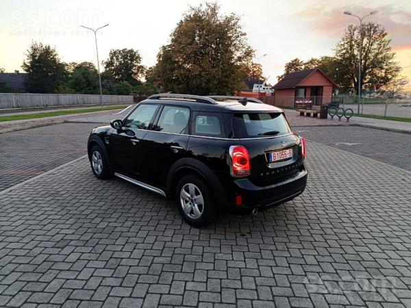 Melns MINI Countryman 2020 Ventspils, ar dzinēja tilpumu 1.50 L un nobraukumu 159 tūkst. km par 11800 €, foto 7 vietnē AUTOMOTO.COM.LV