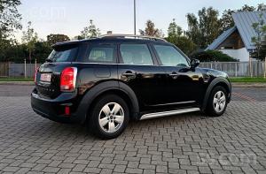 Black MINI Countryman 2020 in Ventspils, with an engine capacity of 1.50 L and mileage of 159 thousand km for 11800 €, photo 10 on AUTOMOTO.COM.LV