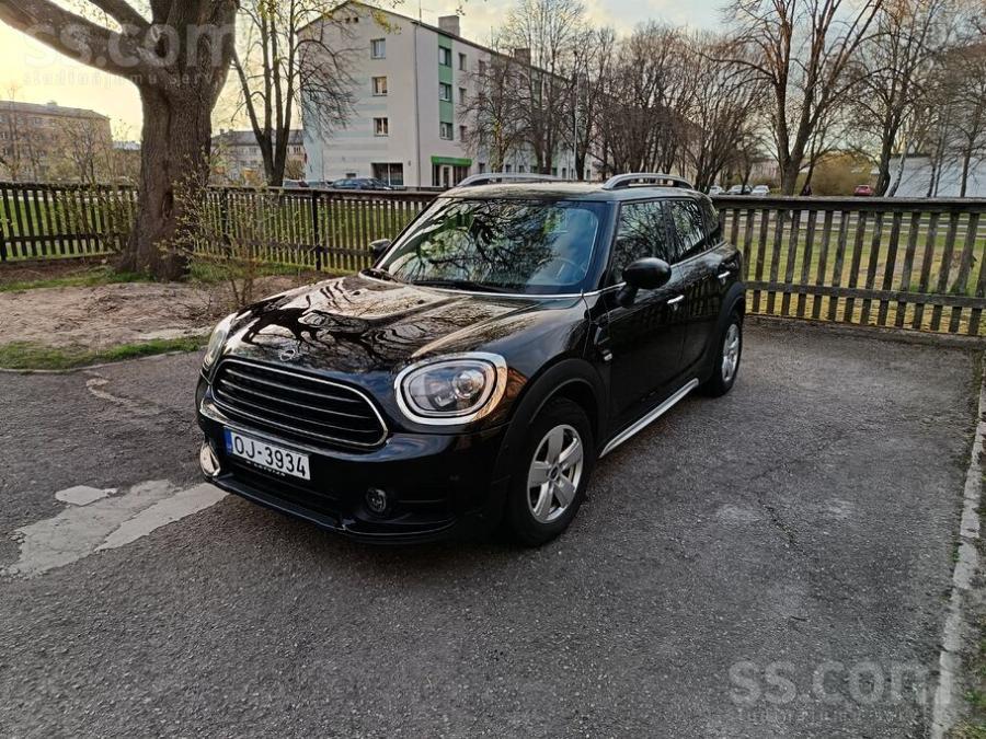 Melns MINI Countryman 2020 Ventspils, ar dzinēja tilpumu 1.50 L un nobraukumu 167 tūkst. km par 10500 €, foto 4 vietnē AUTOMOTO.COM.LV