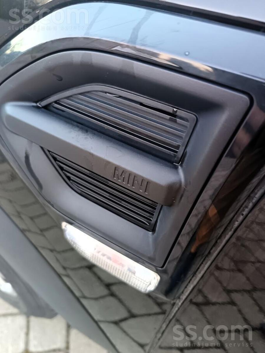 Melns MINI Countryman 2020 Ventspils, ar dzinēja tilpumu 1.50 L un nobraukumu 167 tūkst. km par 10500 €, foto 20 vietnē AUTOMOTO.COM.LV