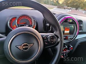 Melns MINI Countryman 2020 Ventspils, ar dzinēja tilpumu 1.50 L un nobraukumu 167 tūkst. km par 10500 €, foto 25 vietnē AUTOMOTO.COM.LV