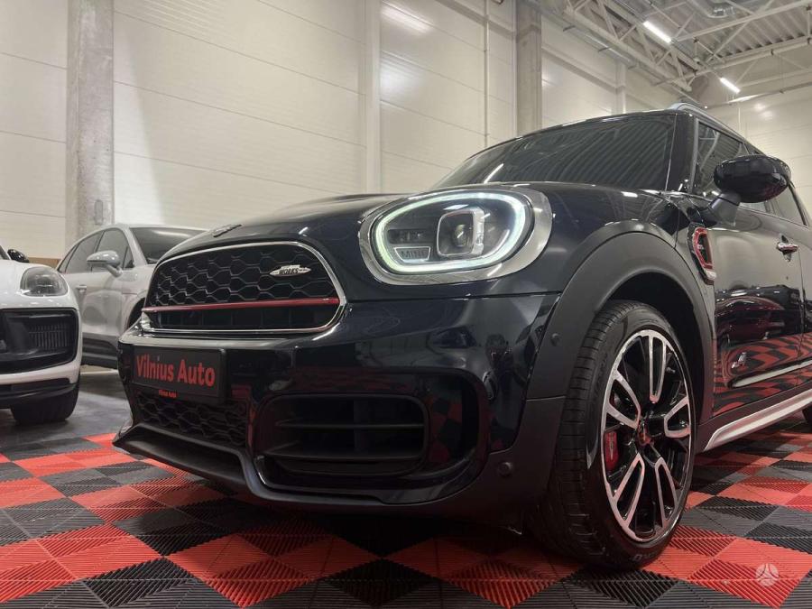 Black MINI Countryman 2021 in Vilnius, with an engine capacity of 2.00 L and mileage of 56 thousand km for 30880 €, photo 7 on AUTOMOTO.COM.LV