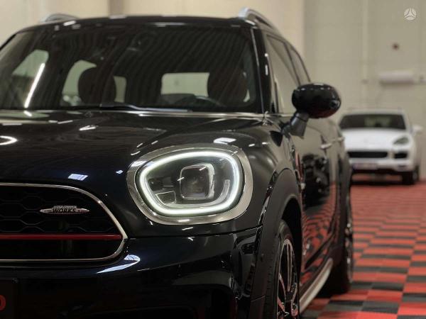 Black MINI Countryman 2021 in Vilnius, with an engine capacity of 2.00 L and mileage of 56 thousand km for 30880 €, photo 8 on AUTOMOTO.COM.LV