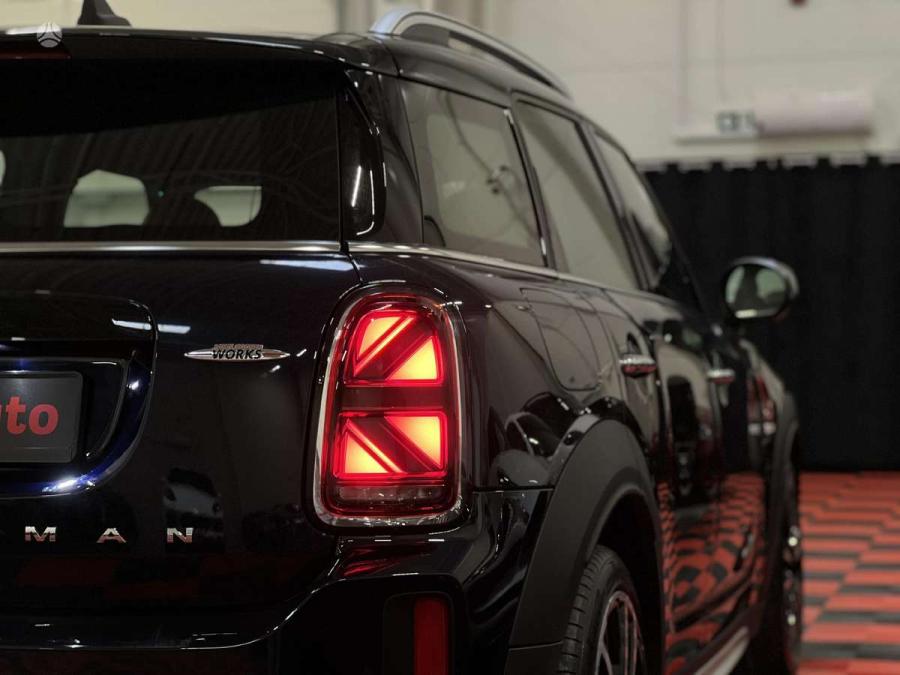 Black MINI Countryman 2021 in Vilnius, with an engine capacity of 2.00 L and mileage of 56 thousand km for 30880 €, photo 10 on AUTOMOTO.COM.LV
