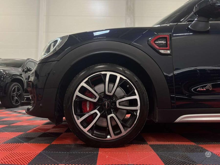 Black MINI Countryman 2021 in Vilnius, with an engine capacity of 2.00 L and mileage of 56 thousand km for 30880 €, photo 11 on AUTOMOTO.COM.LV