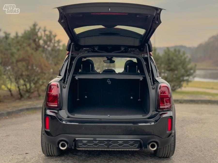 Melns MINI Countryman 2022 Kauņa, ar dzinēja tilpumu 2.00 L un nobraukumu 63 tūkst. km par 32500 €, foto 4 vietnē AUTOMOTO.COM.LV