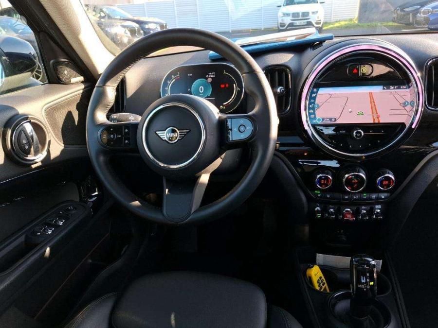 Black MINI Countryman 2022 in Vilnius, with an engine capacity of 1.50 L and mileage of 96 thousand km for 22264 €, photo 3 on AUTOMOTO.COM.LV