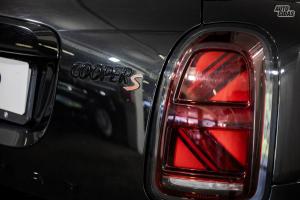 Black MINI Countryman 2023 in Vilnius, with an engine capacity of 2.00 L and mileage of 33 thousand km for 31491 €, photo 9 on AUTOMOTO.COM.LV