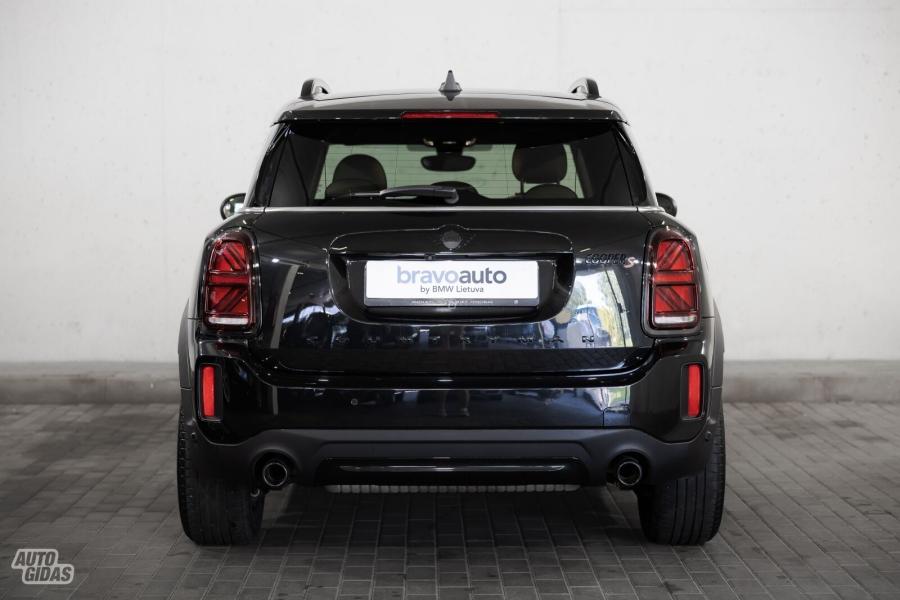 Black MINI Countryman 2023 in Vilnius, with an engine capacity of 2.00 L and mileage of 33 thousand km for 31491 €, photo 10 on AUTOMOTO.COM.LV