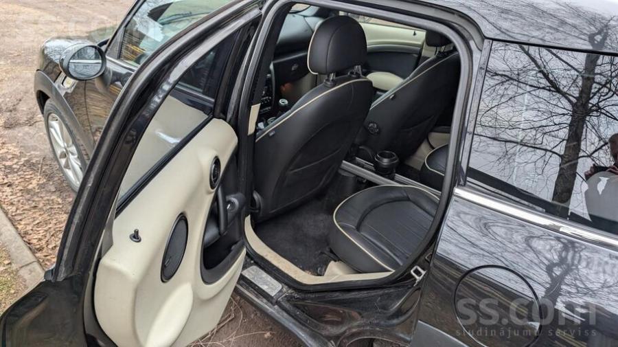 Melns MINI Countryman 2010 Jelgava, ar dzinēja tilpumu 1.60 L un nobraukumu 244 tūkst. km par 6000 €, foto 4 vietnē AUTOMOTO.COM.LV