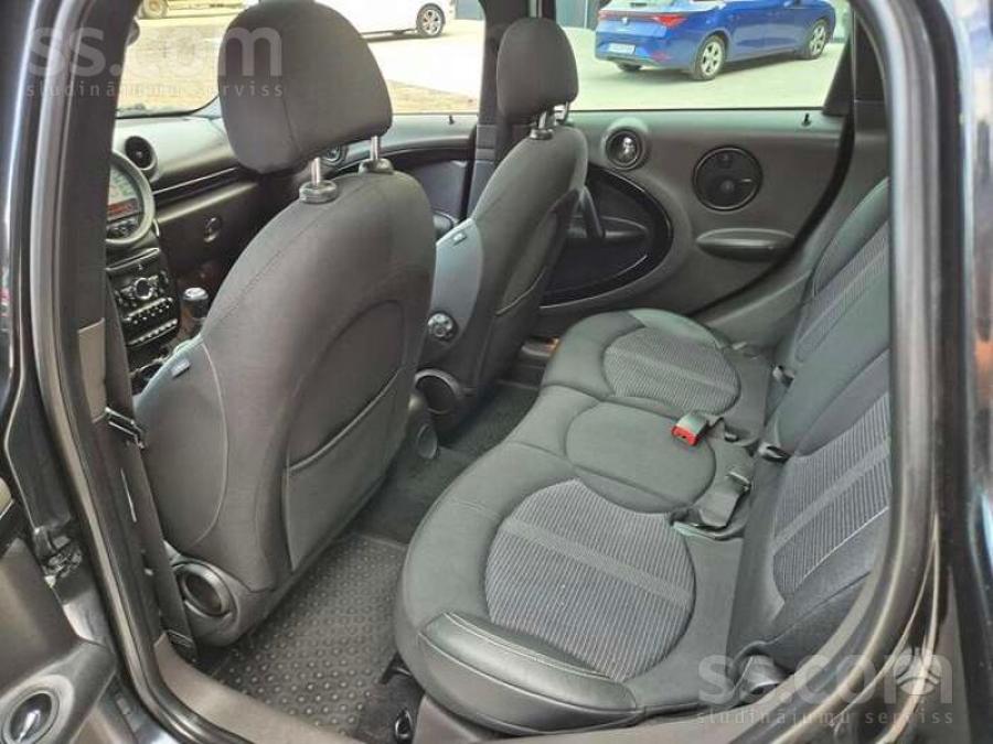 Melns MINI Countryman 2010 Daugavpils, ar dzinēja tilpumu 1.60 L un nobraukumu 239 tūkst. km par 5450 €, foto 17 vietnē AUTOMOTO.COM.LV