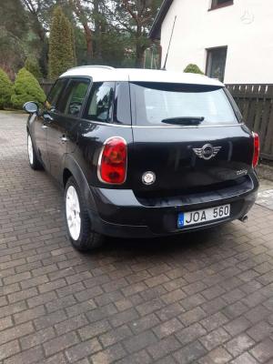 Melns MINI Countryman 2011 Alīta, ar dzinēja tilpumu 1.60 L un nobraukumu 252 tūkst. km par 1850 €, foto 3 vietnē AUTOMOTO.COM.LV