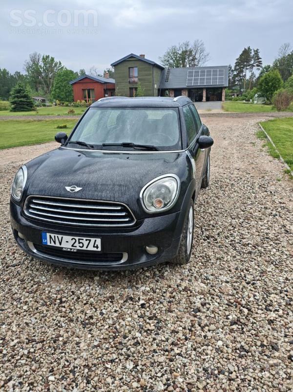 Melns MINI Countryman 2011 Ogre, ar dzinēja tilpumu 2.00 L un nobraukumu 200 tūkst. km par 5700 €, foto 1 vietnē AUTOMOTO.COM.LV