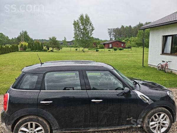 Melns MINI Countryman 2011 Ogre, ar dzinēja tilpumu 2.00 L un nobraukumu 200 tūkst. km par 5700 €, foto 5 vietnē AUTOMOTO.COM.LV