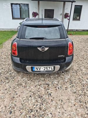 Melns MINI Countryman 2011 Ogre, ar dzinēja tilpumu 2.00 L un nobraukumu 200 tūkst. km par 5700 €, foto 7 vietnē AUTOMOTO.COM.LV