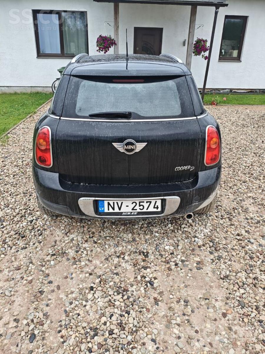 Melns MINI Countryman 2011 Ogre, ar dzinēja tilpumu 2.00 L un nobraukumu 200 tūkst. km par 5700 €, foto 7 vietnē AUTOMOTO.COM.LV