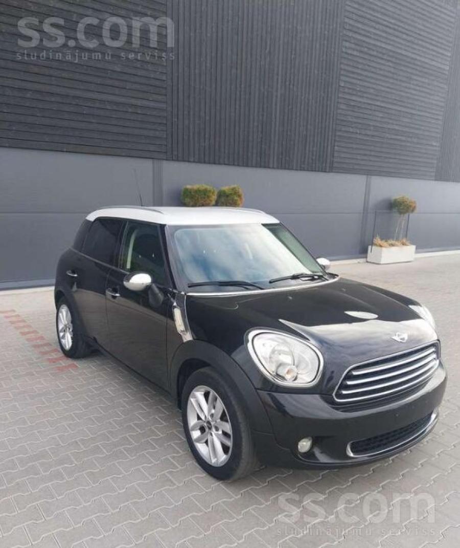 Black MINI Countryman 2011 in Daugavpils, with an engine capacity of 1.60 L and mileage of 0 thousand km for 8300 €, photo 1 on AUTOMOTO.COM.LV