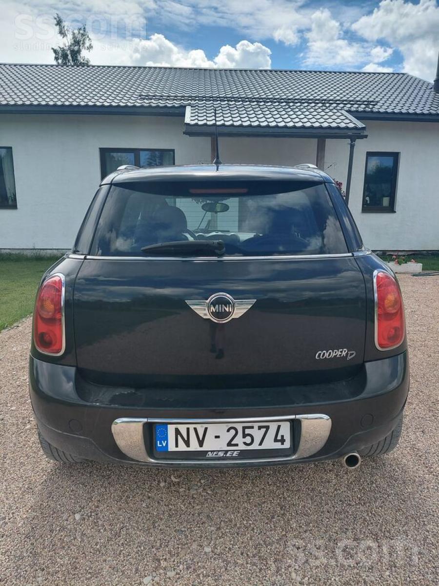Black MINI Countryman 2011 in Ogre, with an engine capacity of 2.00 L and mileage of 201 thousand km for 6000 €, photo 5 on AUTOMOTO.COM.LV