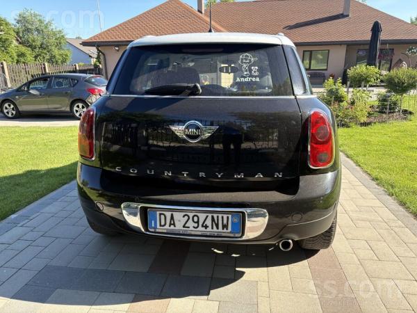 Black MINI Countryman 2011 in Bauska, with an engine capacity of 1.60 L and mileage of 221 thousand km for 3999 €, photo 5 on AUTOMOTO.COM.LV