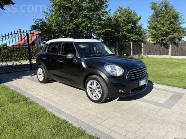 Black MINI Countryman 2011 in Bauska, with an engine capacity of 1.60 L and mileage of 221 thousand km for 3999 €, photo 8 on AUTOMOTO.COM.LV