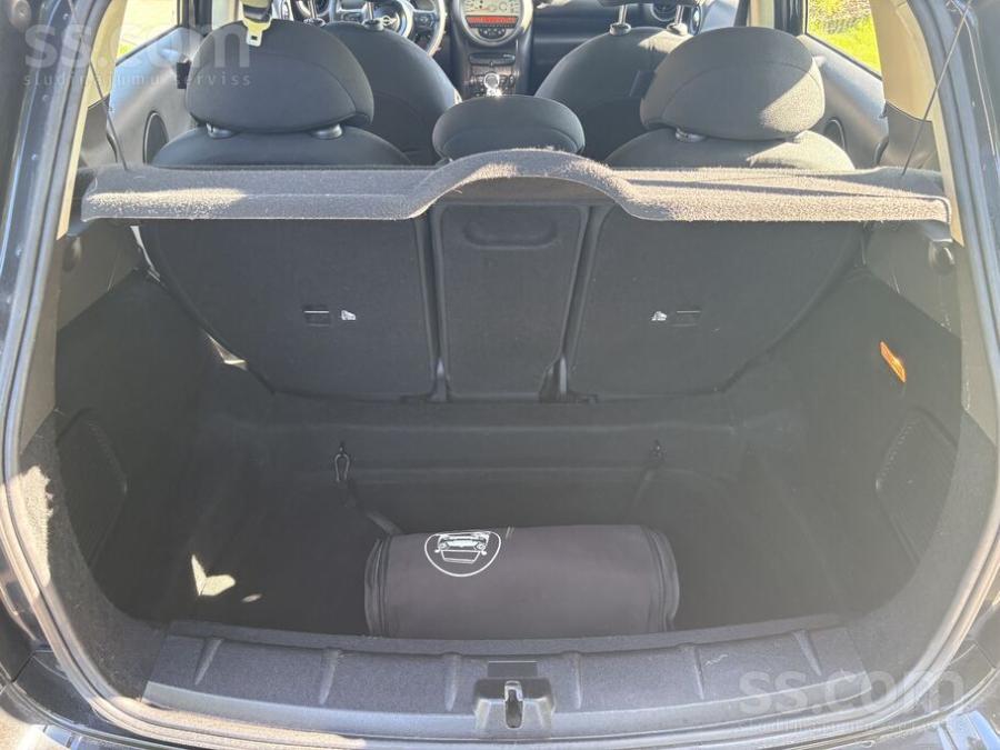 Black MINI Countryman 2011 in Bauska, with an engine capacity of 1.60 L and mileage of 221 thousand km for 3999 €, photo 13 on AUTOMOTO.COM.LV