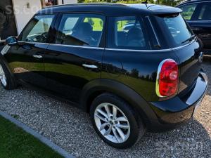 Black MINI Countryman 2011 in Ogre, with an engine capacity of 2.00 L and mileage of 202 thousand km for 5500 €, photo 6 on AUTOMOTO.COM.LV