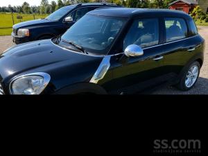 Black MINI Countryman 2011 in Ogre, with an engine capacity of 2.00 L and mileage of 202 thousand km for 5500 €, photo 9 on AUTOMOTO.COM.LV