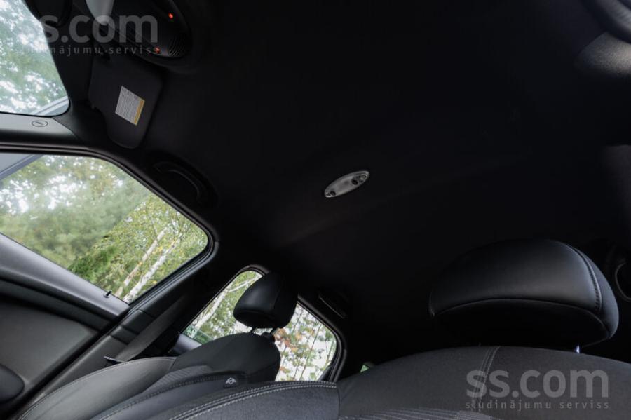 Black MINI Countryman 2011 in Jelgava, with an engine capacity of 1.60 L and mileage of 204 thousand km for 5000 €, photo 15 on AUTOMOTO.COM.LV