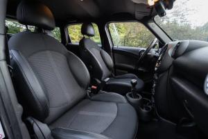 Melns MINI Countryman 2011 Jelgava, ar dzinēja tilpumu 1.60 L un nobraukumu 204 tūkst. km par 5000 €, foto 17 vietnē AUTOMOTO.COM.LV