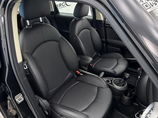 Melns MINI Countryman 2012 Avižieniai, ar dzinēja tilpumu 1.60 L un nobraukumu 163 tūkst. km par 4900 €, foto 7 vietnē AUTOMOTO.COM.LV
