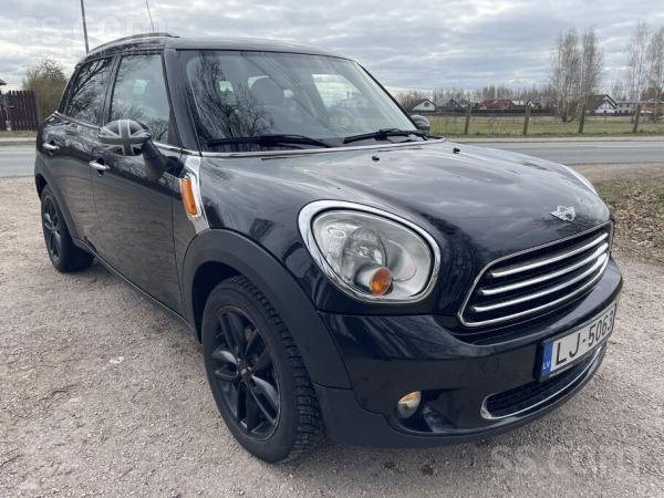 Black MINI Countryman 2012 in Riga, with an engine capacity of 1.60 L and mileage of 315 thousand km for 4990 €, photo 7 on AUTOMOTO.COM.LV