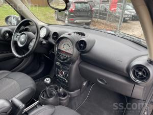 Melns MINI Countryman 2012 Rīga, ar dzinēja tilpumu 1.60 L un nobraukumu 315 tūkst. km par 4990 €, foto 19 vietnē AUTOMOTO.COM.LV
