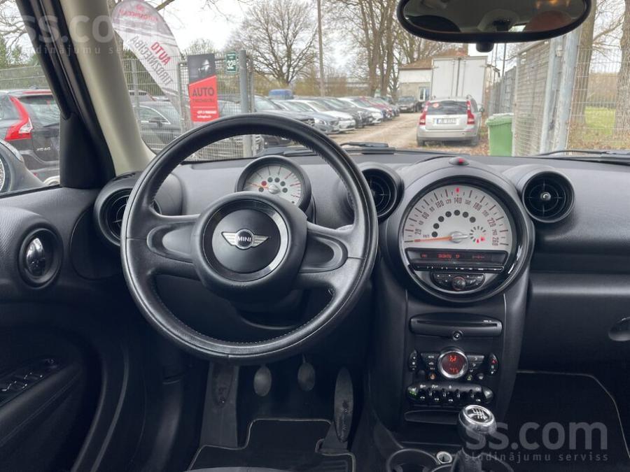 Melns MINI Countryman 2012 Rīga, ar dzinēja tilpumu 1.60 L un nobraukumu 315 tūkst. km par 4990 €, foto 21 vietnē AUTOMOTO.COM.LV