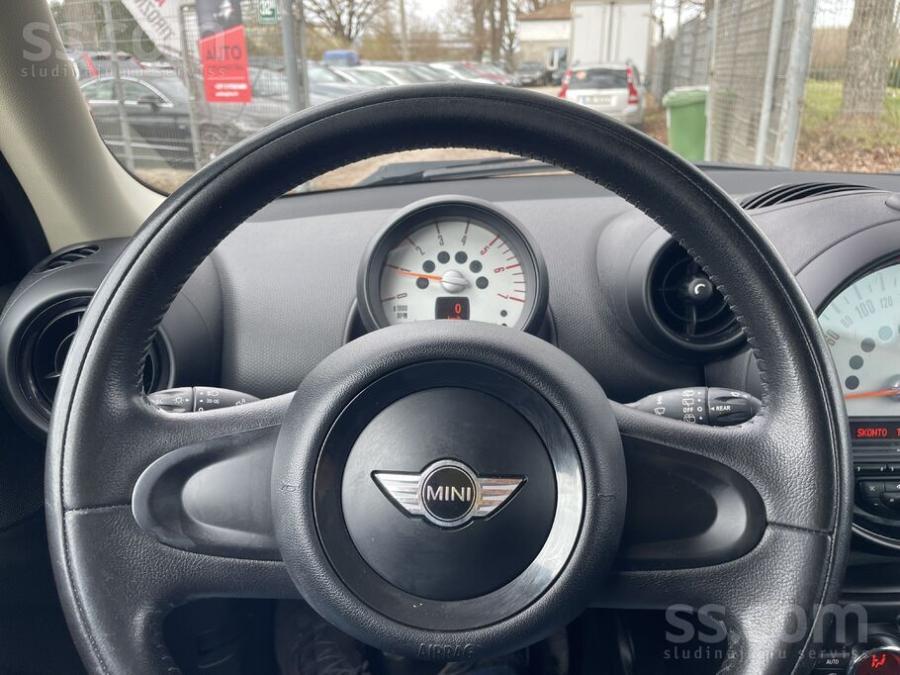 Melns MINI Countryman 2012 Rīga, ar dzinēja tilpumu 1.60 L un nobraukumu 315 tūkst. km par 4990 €, foto 22 vietnē AUTOMOTO.COM.LV