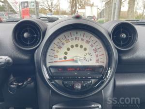 Melns MINI Countryman 2012 Rīga, ar dzinēja tilpumu 1.60 L un nobraukumu 315 tūkst. km par 4990 €, foto 25 vietnē AUTOMOTO.COM.LV