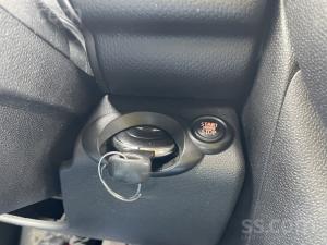 Melns MINI Countryman 2012 Rīga, ar dzinēja tilpumu 1.60 L un nobraukumu 315 tūkst. km par 4990 €, foto 27 vietnē AUTOMOTO.COM.LV