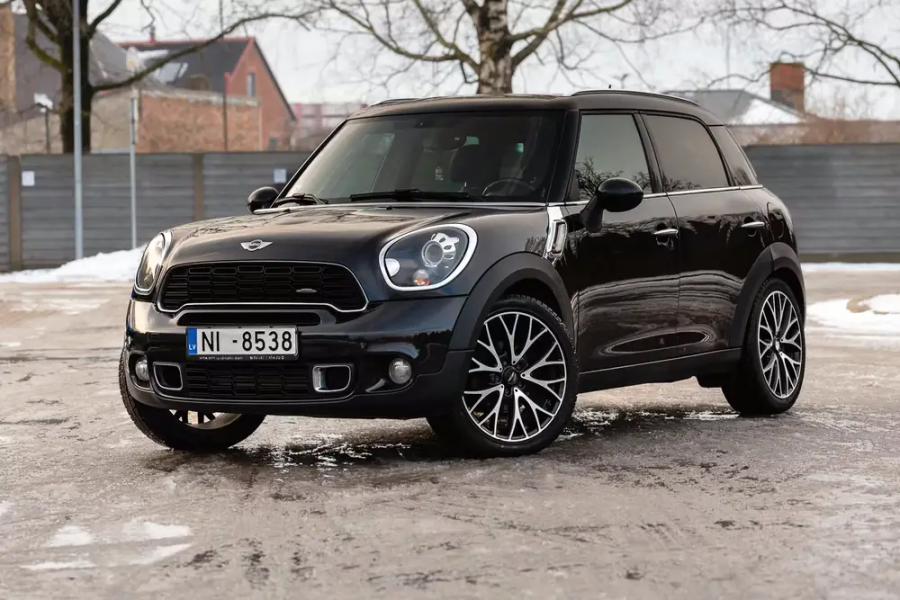 Melns MINI Countryman 2012 Jelgava, ar dzinēja tilpumu 2.00 L un nobraukumu 198 tūkst. km par 9400 €, foto 1 vietnē AUTOMOTO.COM.LV