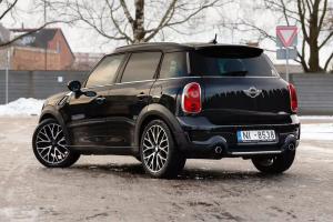 Melns MINI Countryman 2012 Jelgava, ar dzinēja tilpumu 2.00 L un nobraukumu 198 tūkst. km par 9400 €, foto 5 vietnē AUTOMOTO.COM.LV